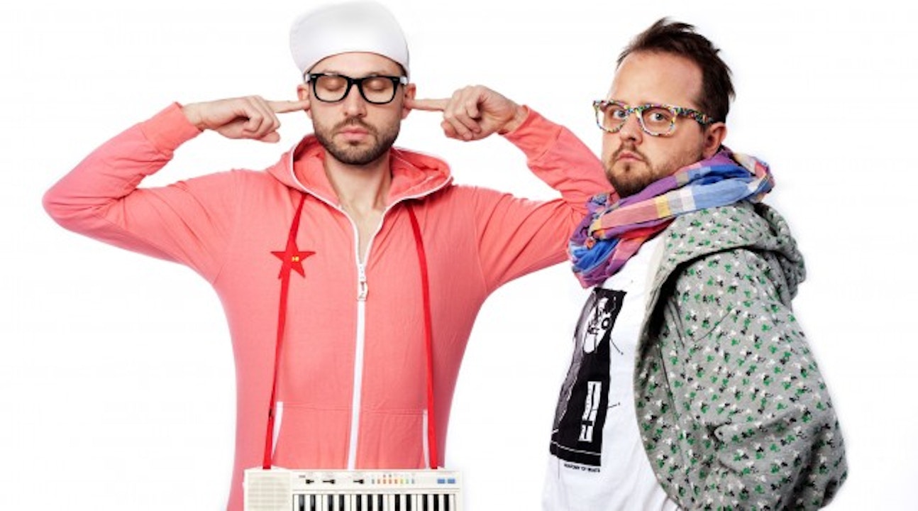 Danish Dynamite | Se showet her | TV 2 Play