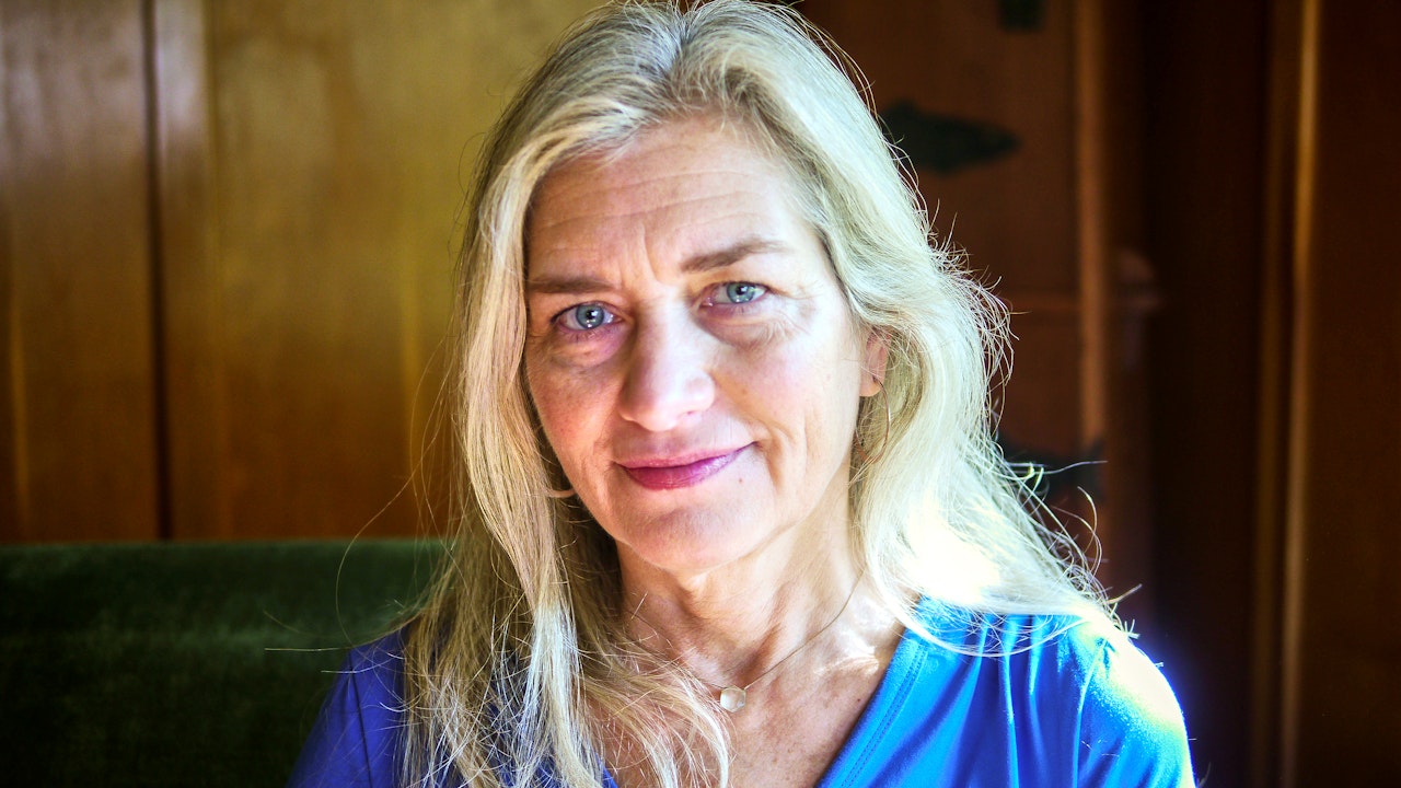 Scouting for Models: Fashion's Darkest Secret | Se med SkyShowtime her | TV 2 Play