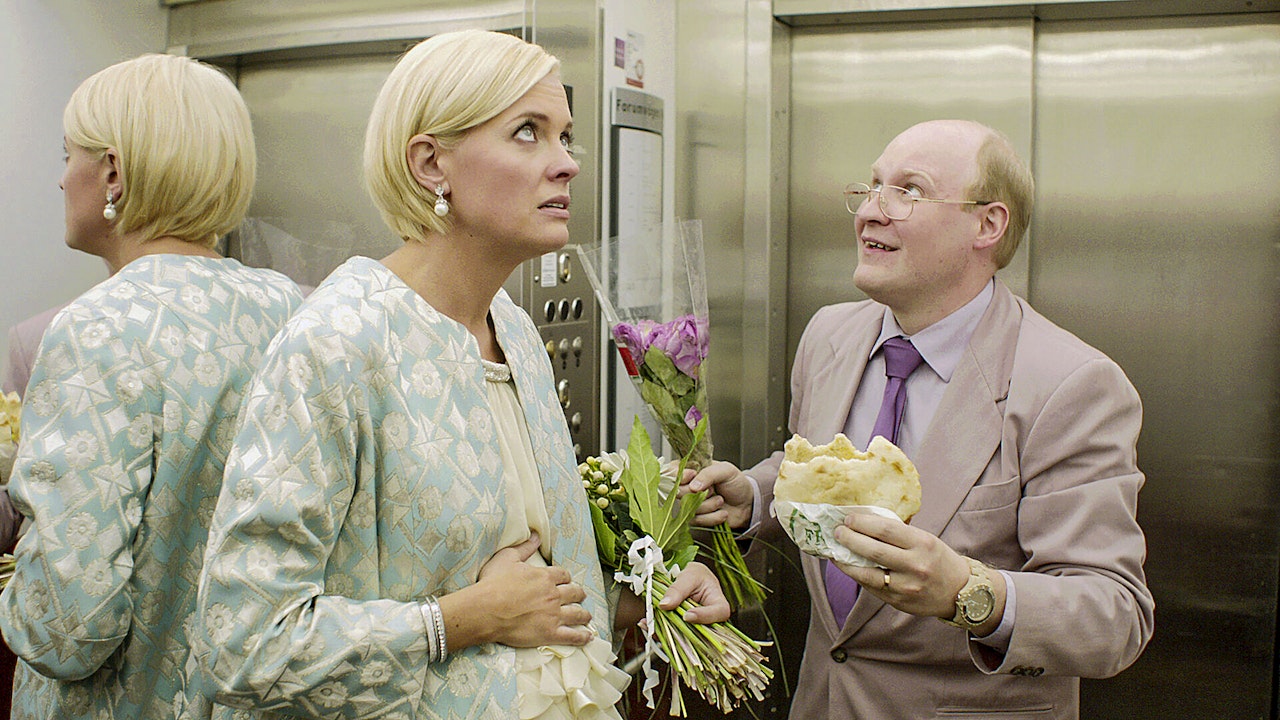 Solsidan — Se med C More her — TV 2 Play